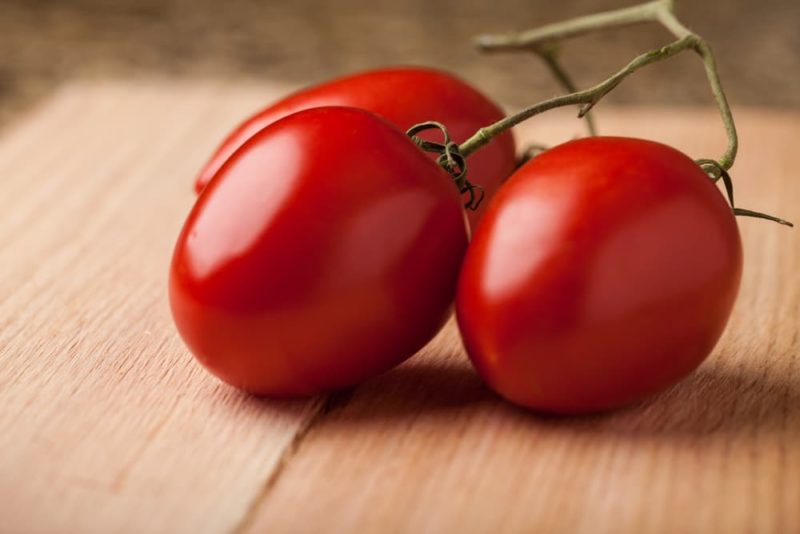 The Pros And Cons Of Roma 'Plum' Tomatoes - With Plant Care And ...