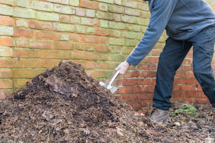 How To Start A Compost Heap In Your Garden - 'Save Money And Help The ...